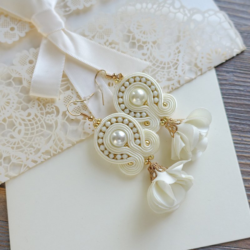 Flora- kolczyki ślubne soutache - Biżuteria - DecoBazaar